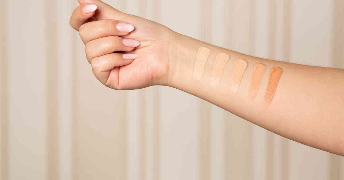 【BBクリームとは？】CCクリームやファンデーションとの違いやメリット・デメリットを徹底解説！ | ONEcosme