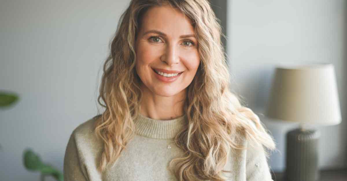 【40代向け】おすすめアイシャドウや若見えアイメイク術、色選びのコツを知って大人かわいい女性に | ONEcosme