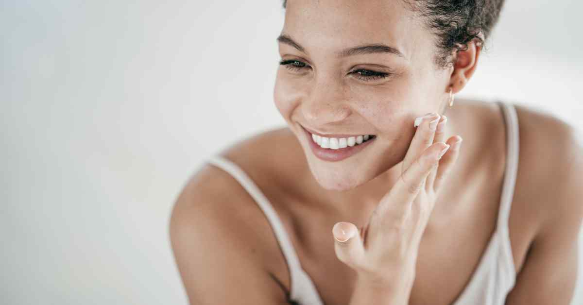 【朝C夜Aとは？】話題のスキンケア習慣を身につけてシミやシワのない最強美肌を手に入れよう！ | ONEcosme