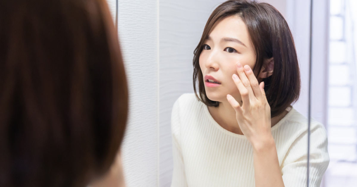 40代にできる口の周りの吹き出物の原因と治し方は？年齢に合ったケアと美肌習慣で肌トラブルを卒業 | ONEcosme